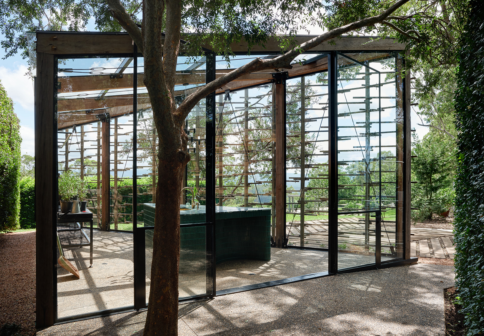 Shed for Propagation - Marc & Co